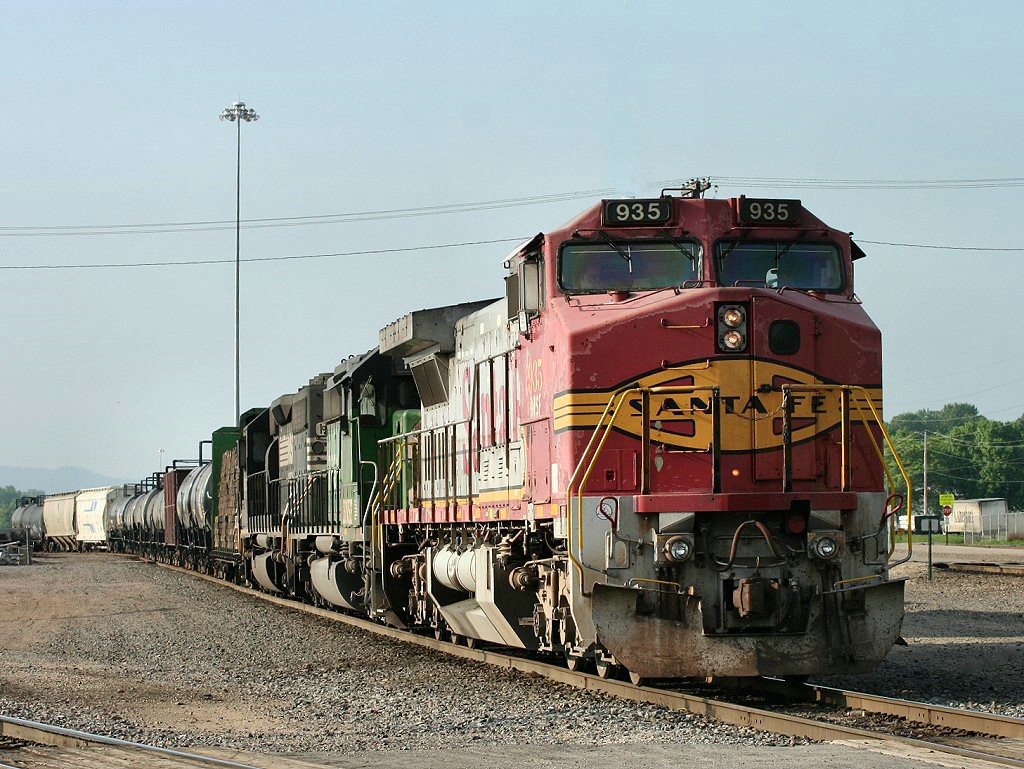 BNSF 935